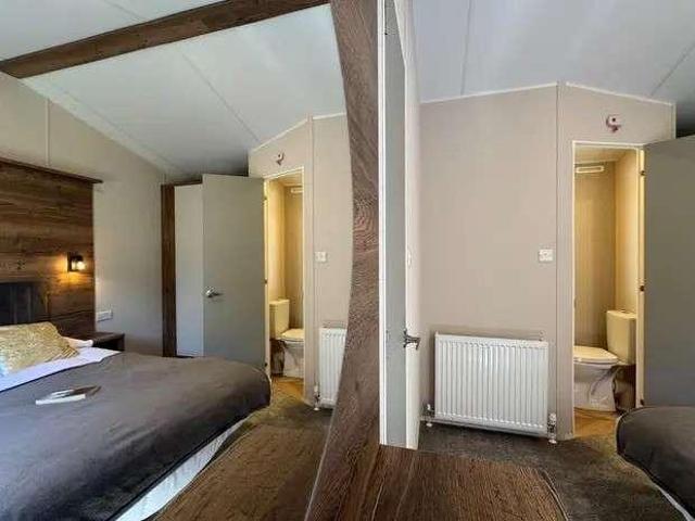 2 bed property for sale