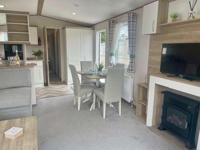 2 bed property for sale