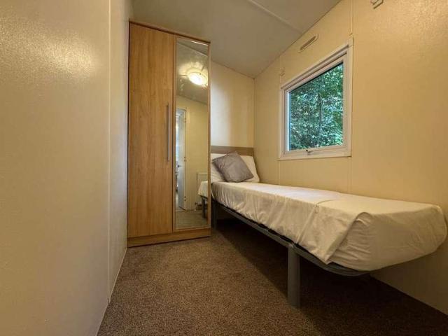 2 bed property for sale