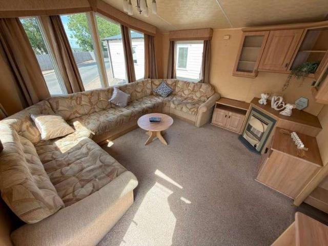 2 bed property for sale