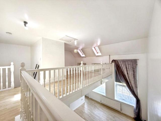 2 bed property for sale