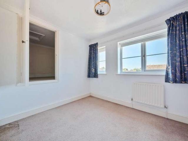 2 bed property for sale