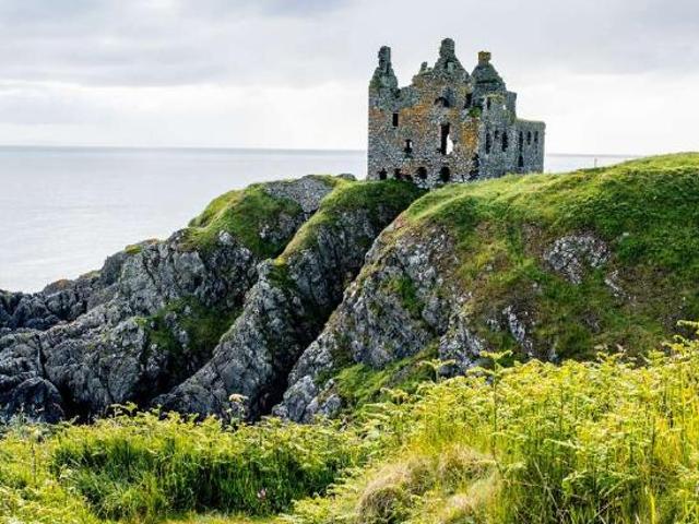 2 bed property for sale