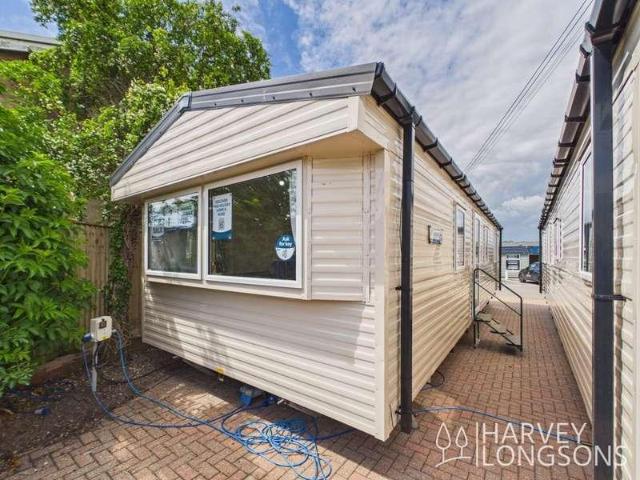 2 bed property for sale