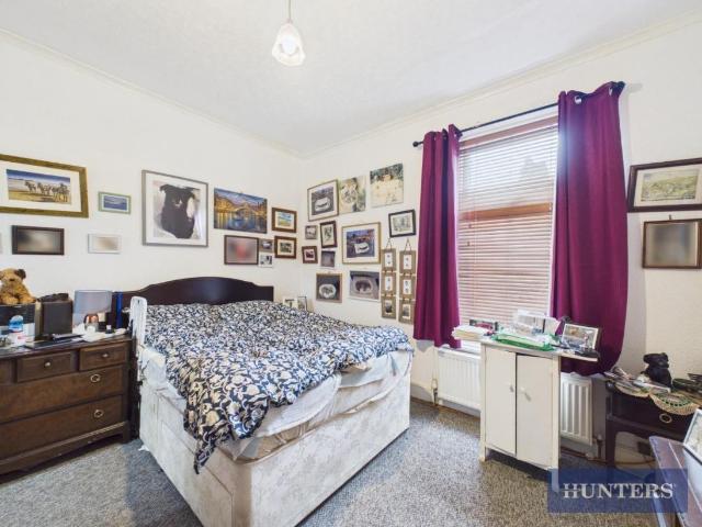 2 bed property for sale