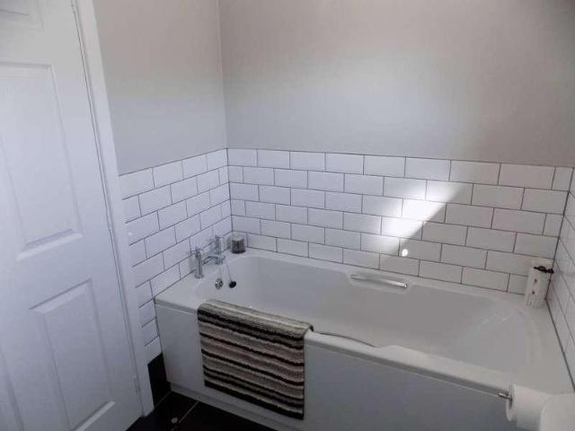 2 bed property for sale