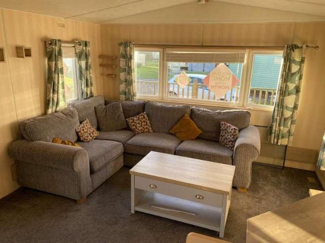2 bed property for sale