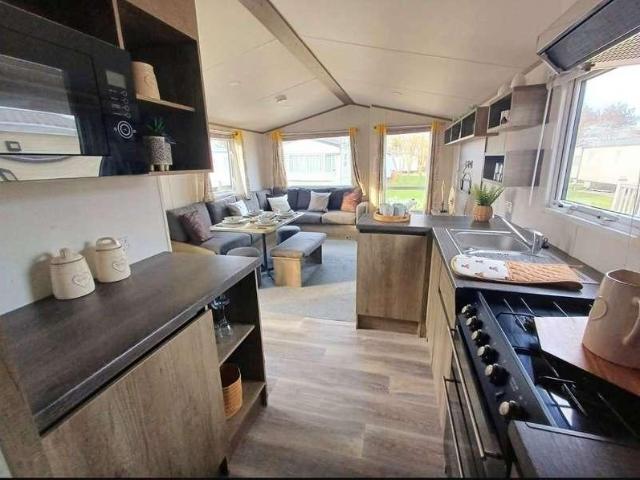 2 bed property for sale