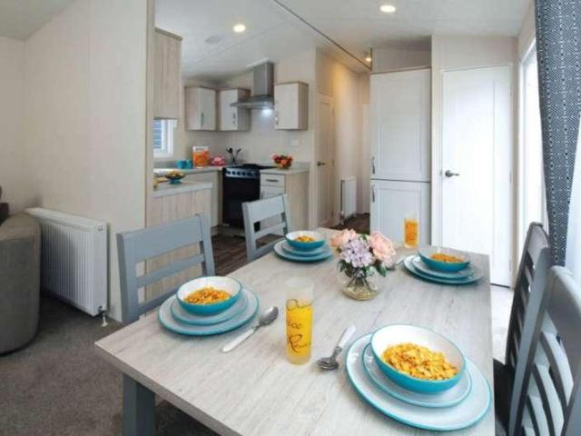 2 bed property for sale