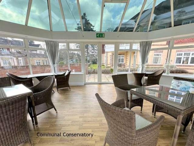 2 bed property for sale