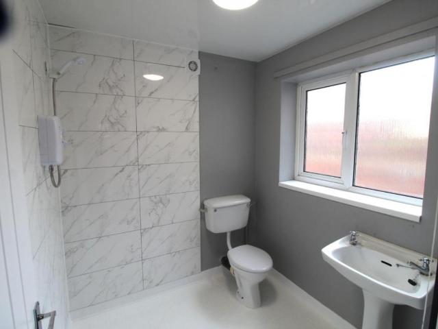2 bed property for sale