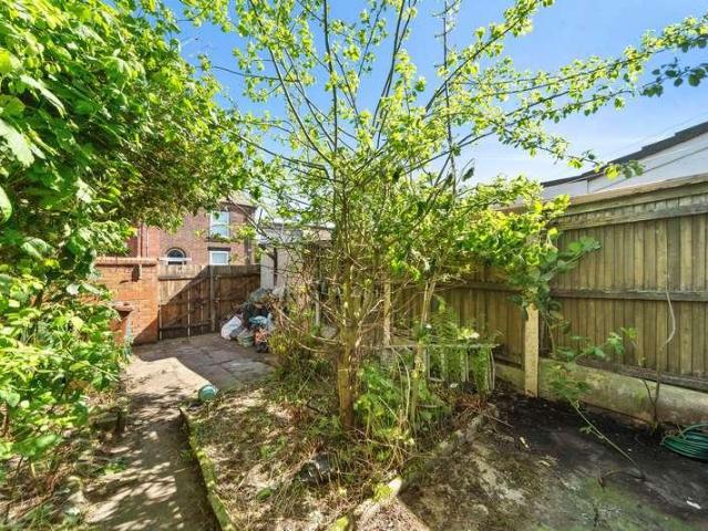 2 bed property for sale