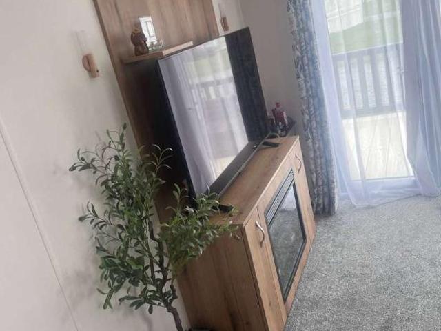 2 bed property for sale
