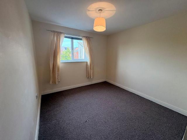 2 bed property for sale