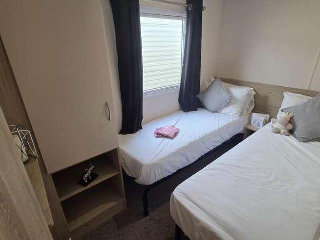 2 bed property for sale