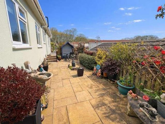 2 bed property for sale