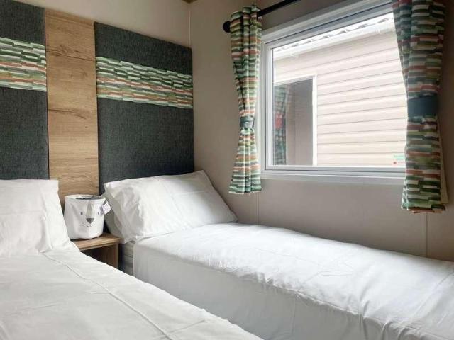 2 bed property for sale