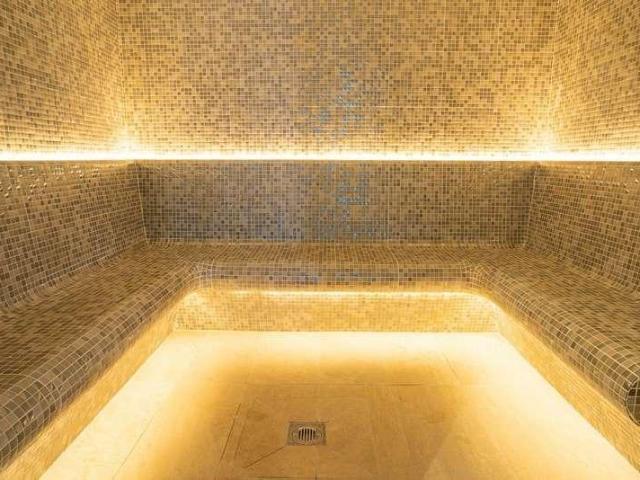 2 bed property for sale