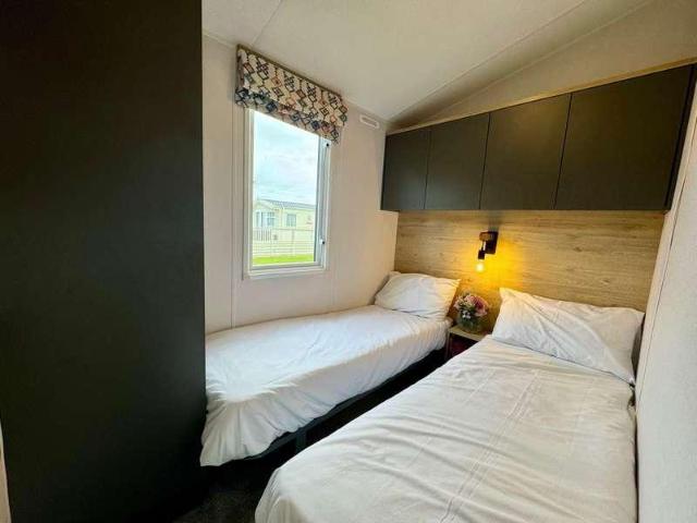2 bed property for sale