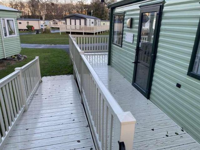 2 bed property for sale