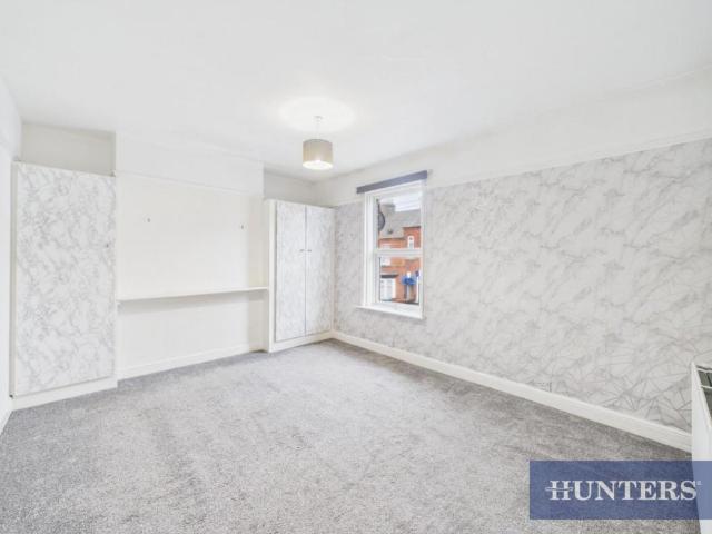 2 bed property for sale