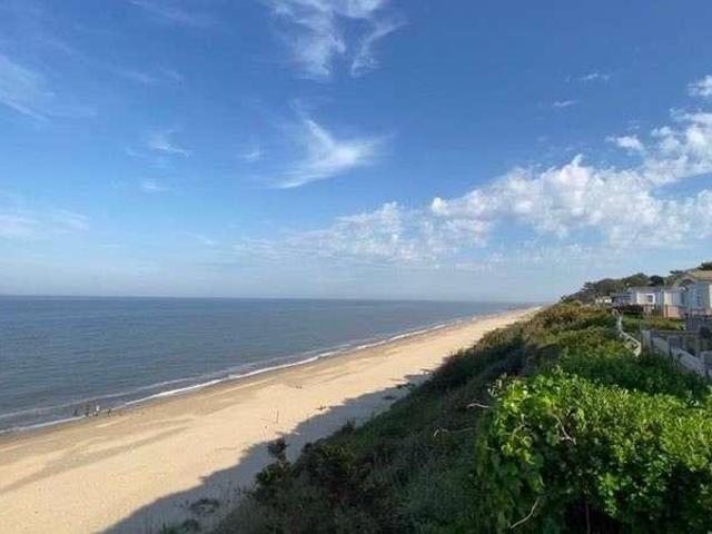 2 bed property for sale
