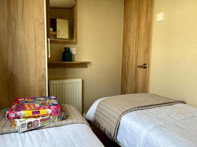 2 bed property for sale