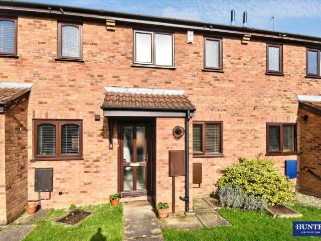 2 bed property for sale