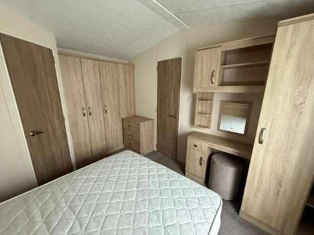 2 bed property for sale