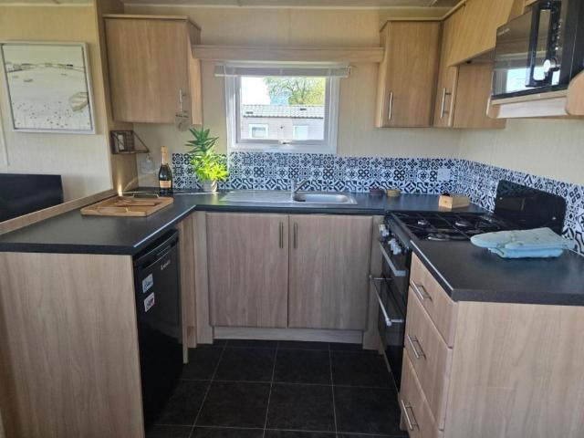 2 bed property for sale