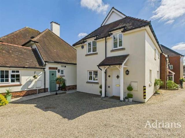 2 bed property for sale
