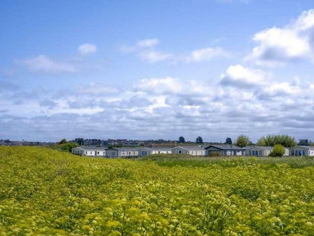2 bed property for sale