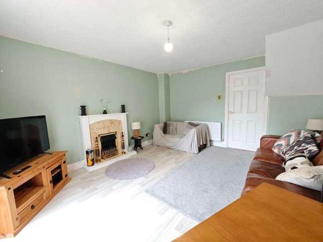 2 bed property for sale