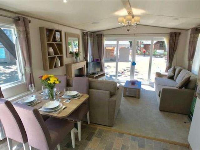 2 bed property for sale