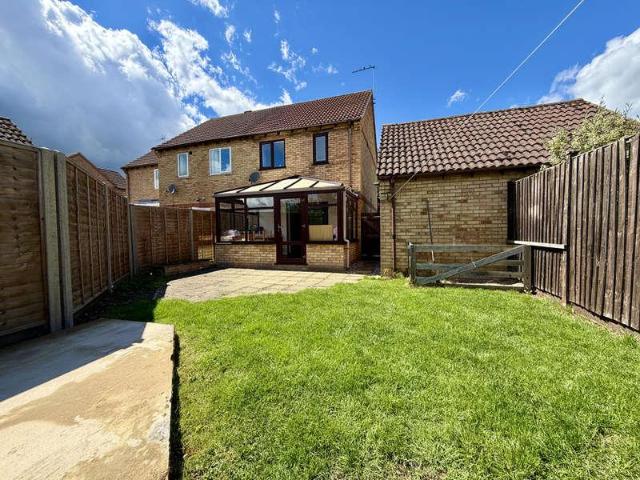 2 bed property for sale