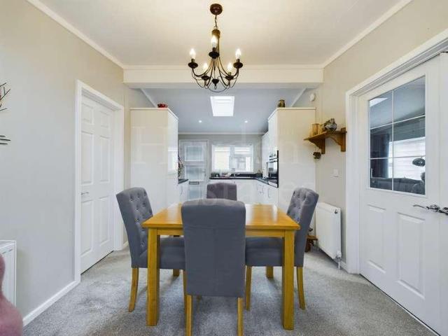 2 bed property for sale