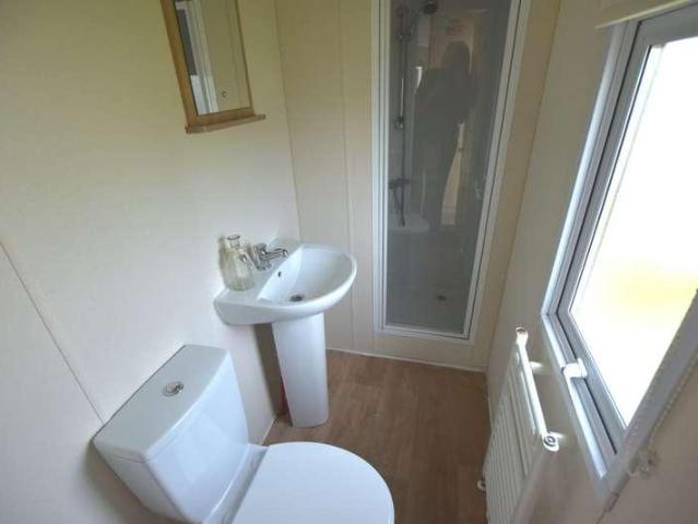 2 bed property for sale