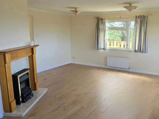 2 bed property for sale