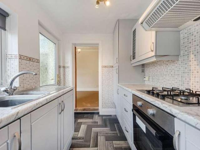 2 bed property for sale