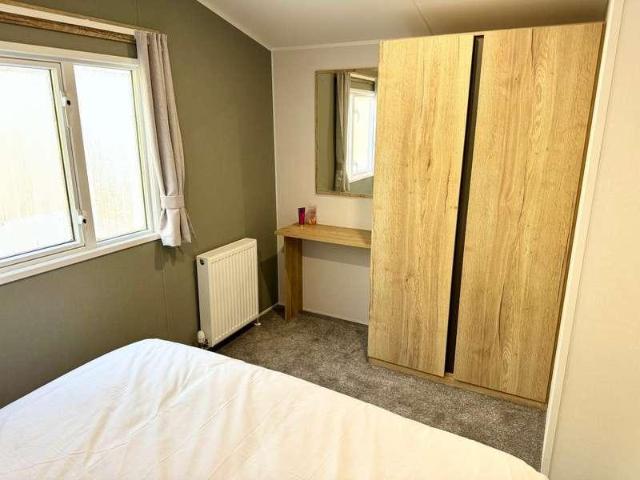 2 bed property for sale