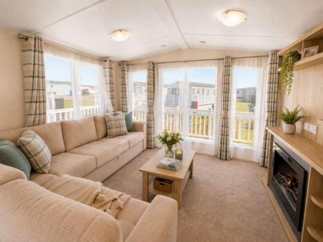 2 bed property for sale