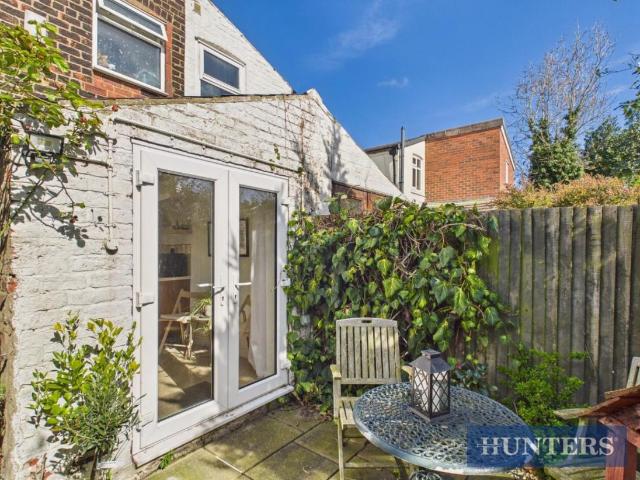 2 bed property for sale