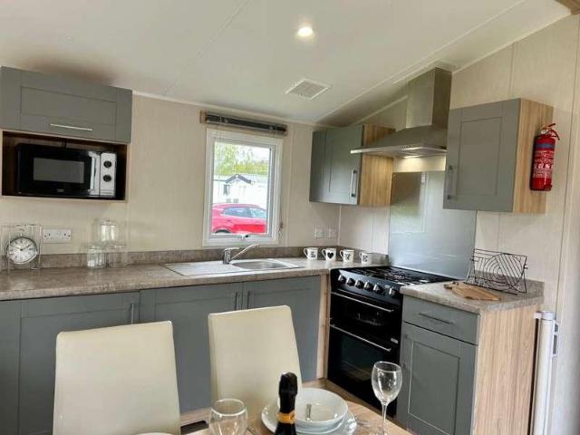 2 bed property for sale