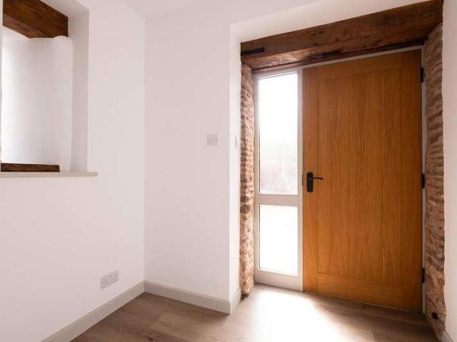 2 bed property for sale