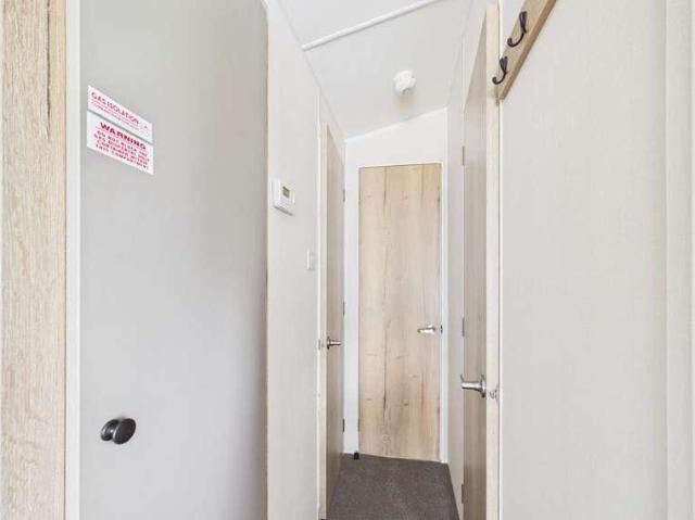 2 bed property for sale