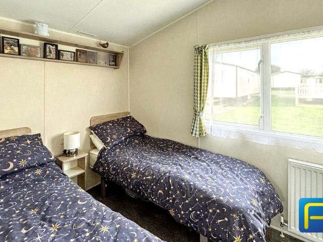 2 bed property for sale