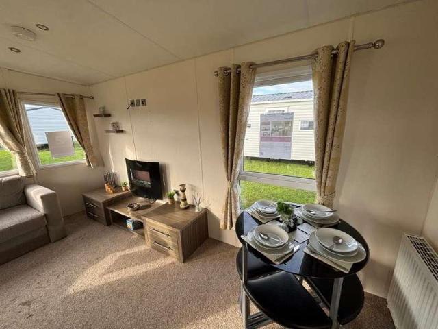 2 bed property for sale