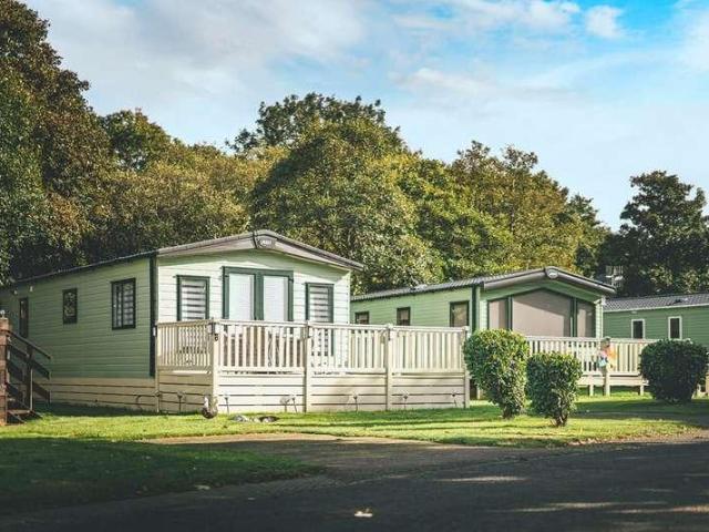 2 bed property for sale