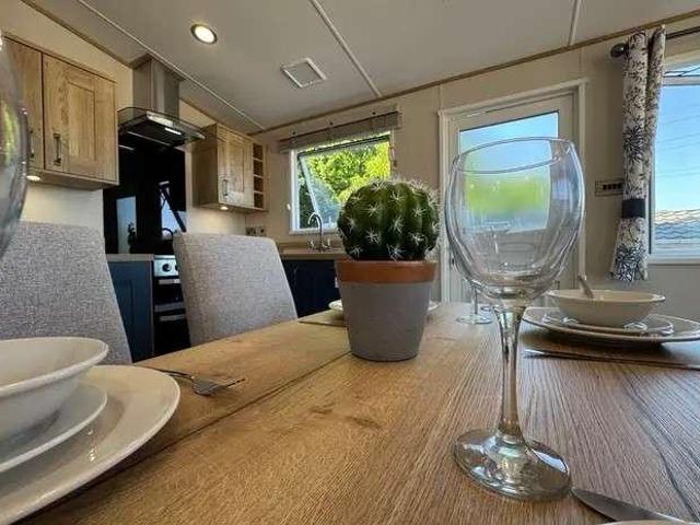 2 bed property for sale
