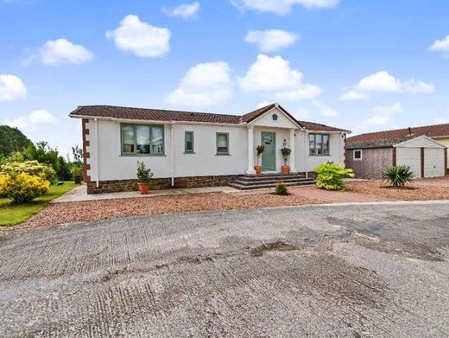 2 bed property for sale